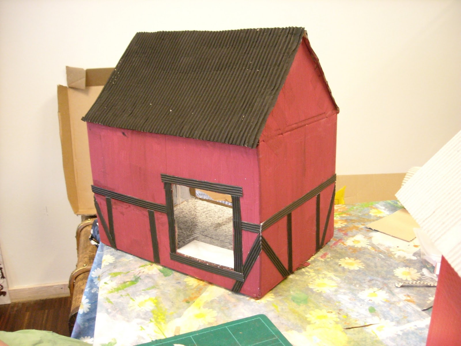 Bidt af billedkunst!: Miniby i papkasser og genbrug!