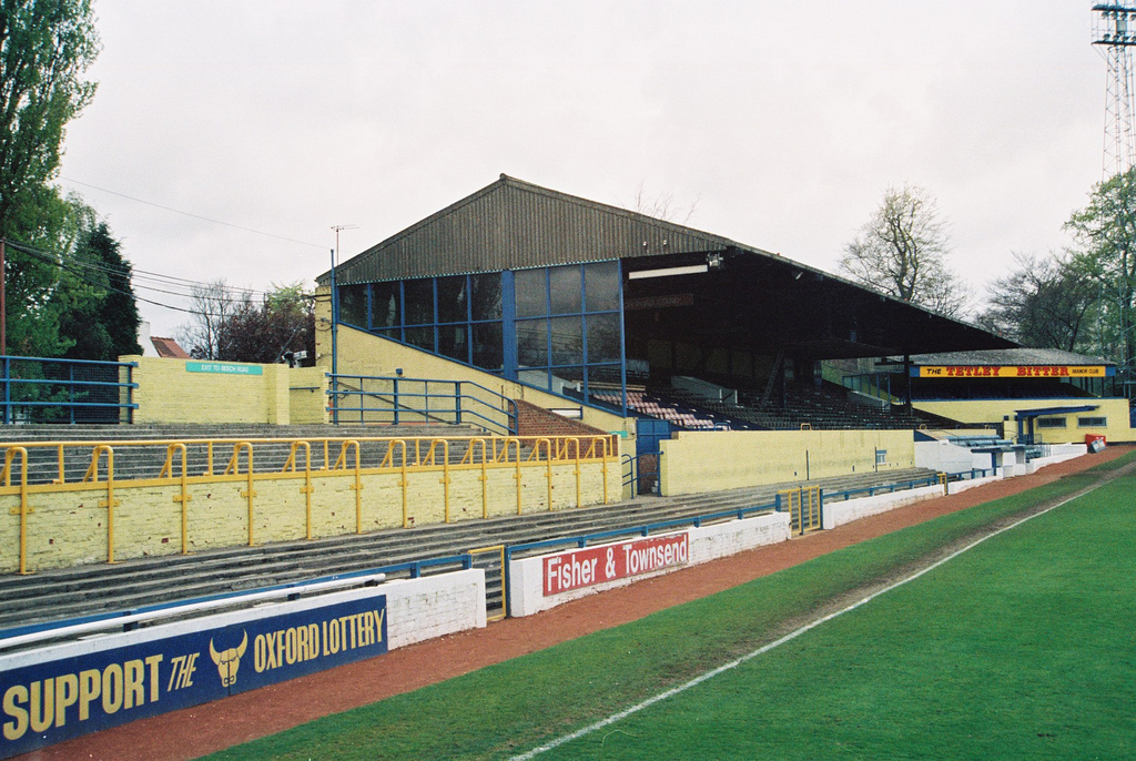 The Wycombe Wanderer: Oxford United - The Manor Ground