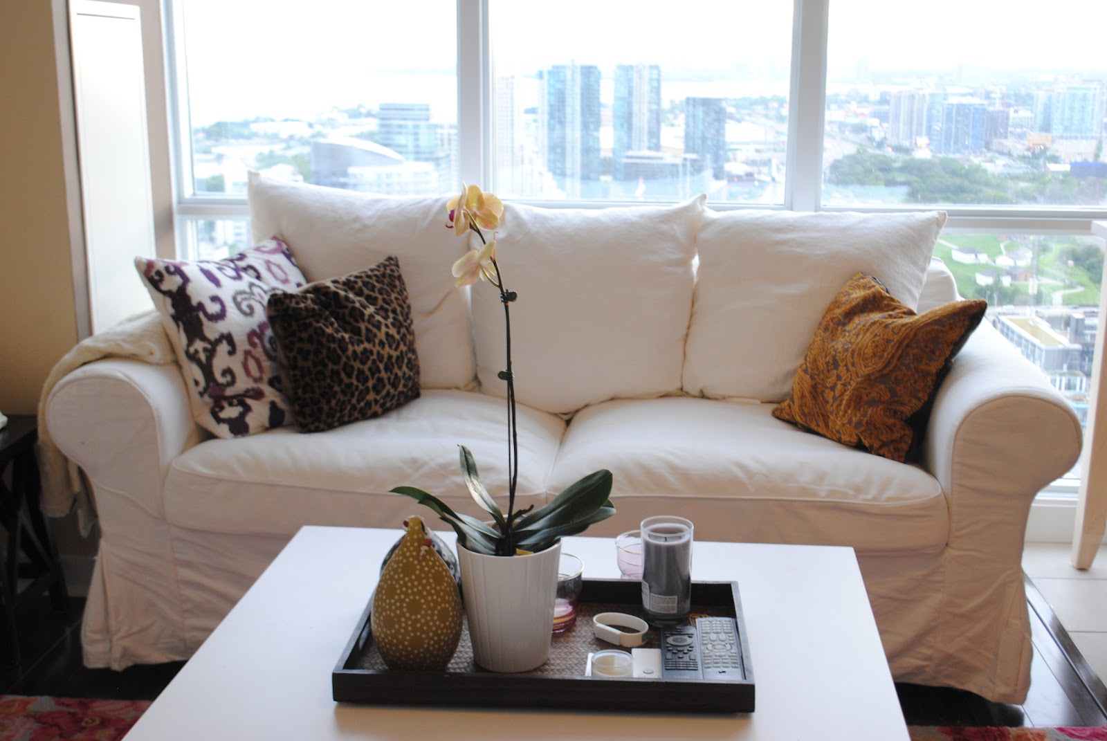 RAZMATAZ: Customizing an Ikea Sofa.