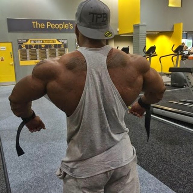 Worldwide Bodybuilders: British stud Nathan Sylvester