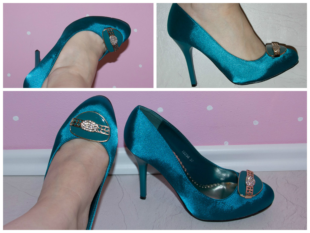 Elegant 40: Monday 12/1 - Turquoise Pumps
