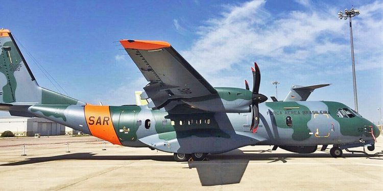 SAR: SC-105 Amazonas é entregue na Espanha