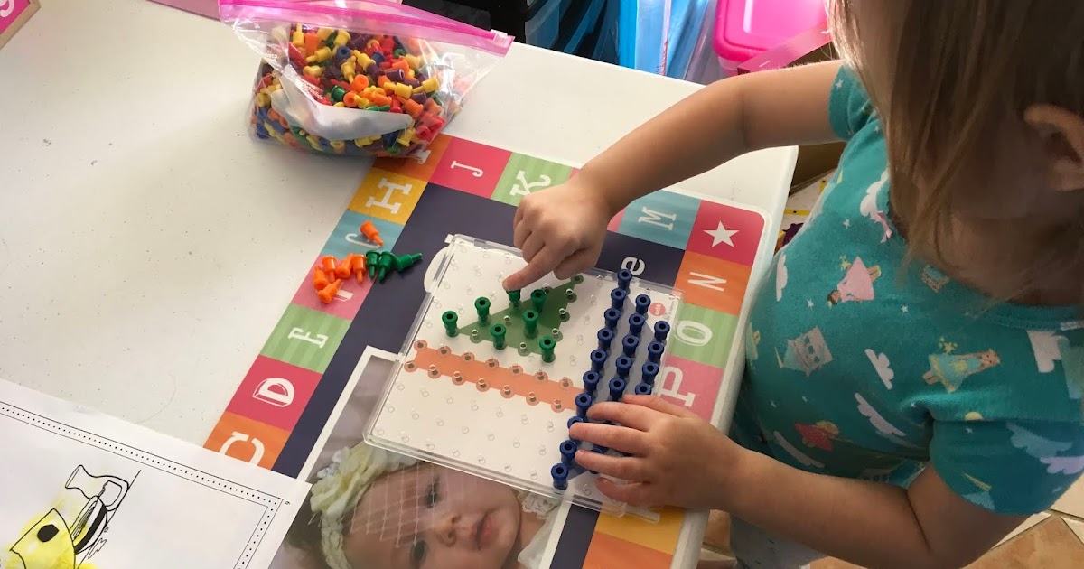 Review: Small Pegs Activity Set