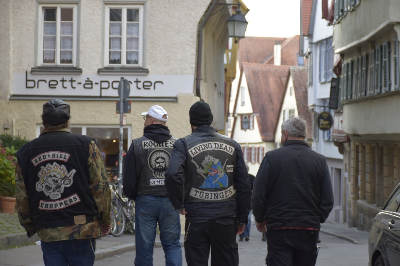 Red Hill Choppers: With Rogues MC and Living Dead MC in Tübingen