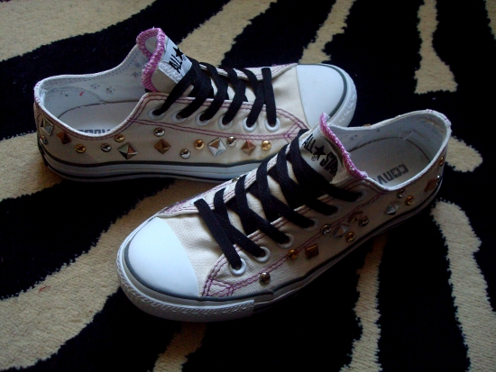 The Slushy Brain: DIY bleached and studded converse