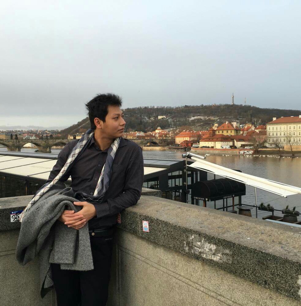 Dr. Han Naung Tun: Praha