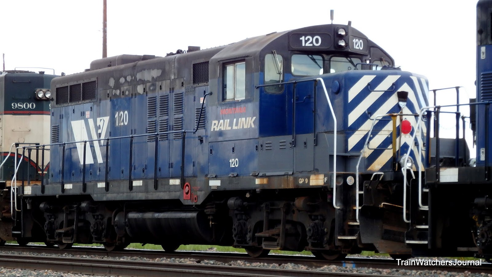 TrainWatchersJournal: Still On Home Rails - MRL Ex NP GP-9s on the KICKSPO