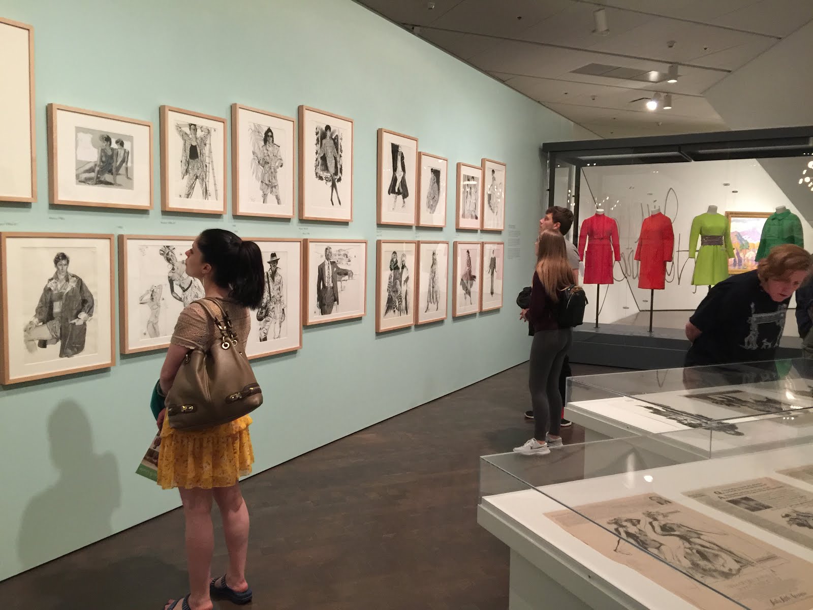 Paper Dolls and Pop Culture: Drawn to Glamour: Fashion Illustrations by ...