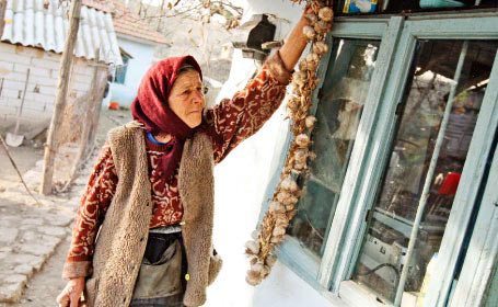 DAIMONOLOGIA: The Feast of Saint Andrew in Romania - Night of the Vampires