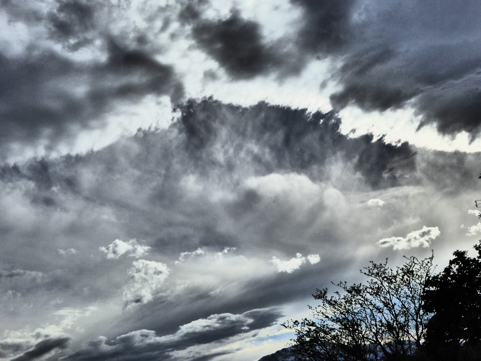 polarityinplay..!: Walking with rumbling thunder