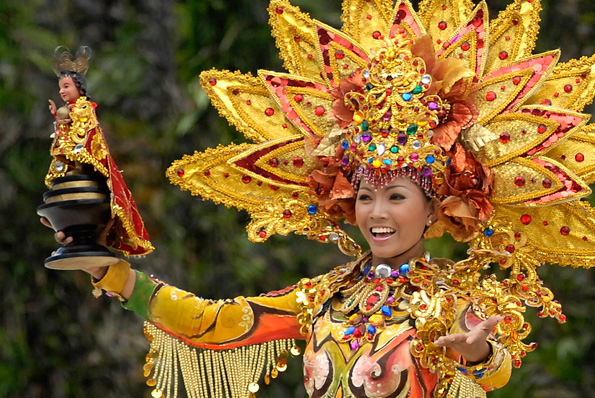 100% Bisaya: Sinulog festival in cebu city