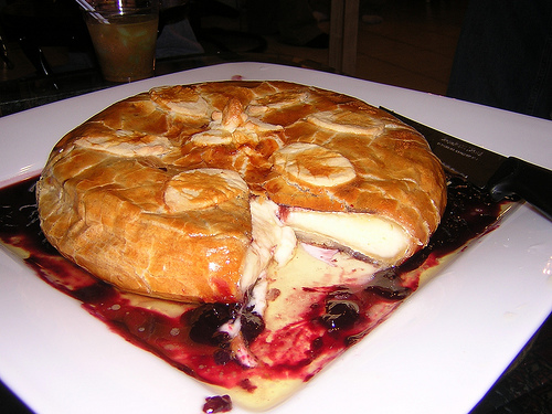 Behind the French Menu: En Croûte (En Croute) - Cooked and Served ...