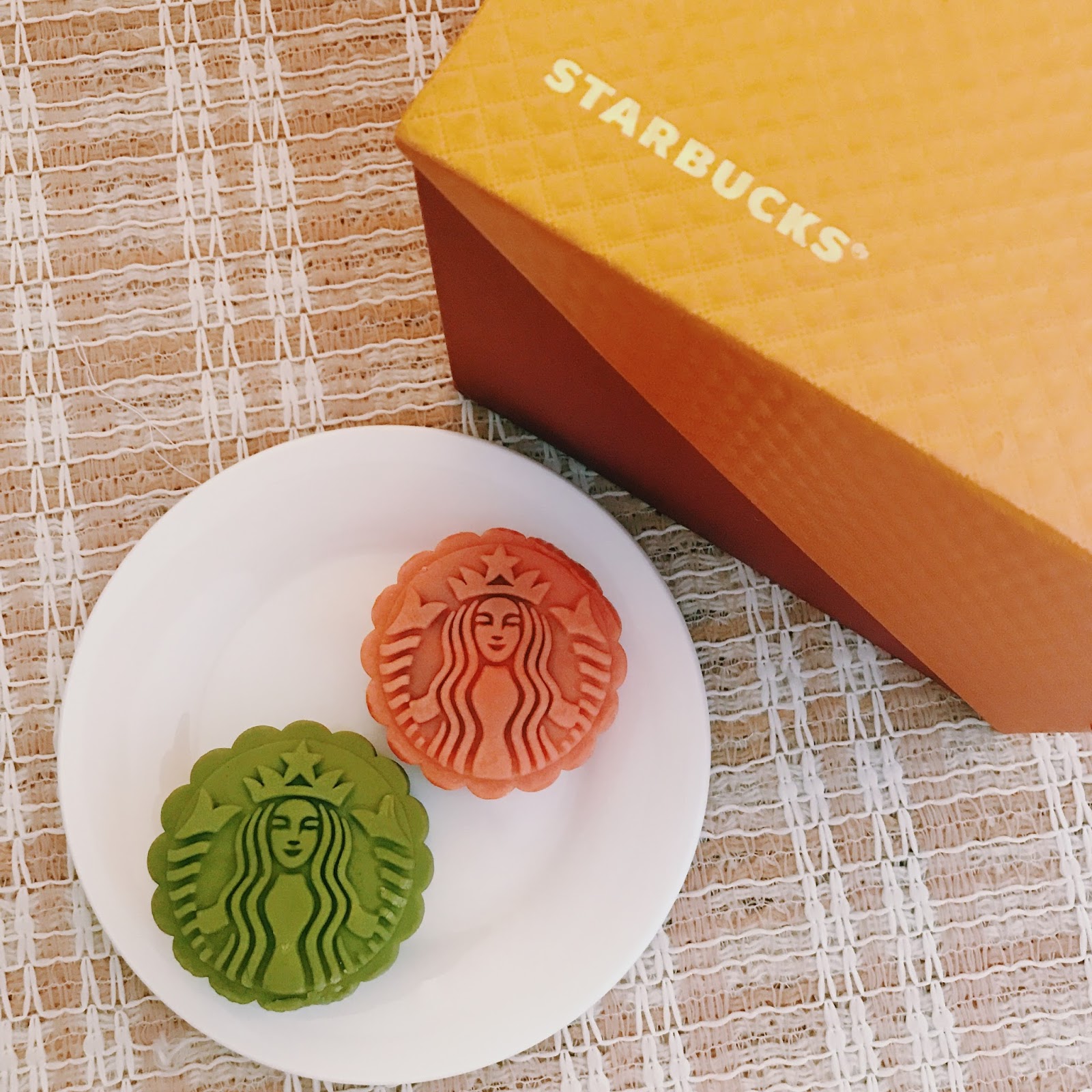Starbucks Mooncakes 2017