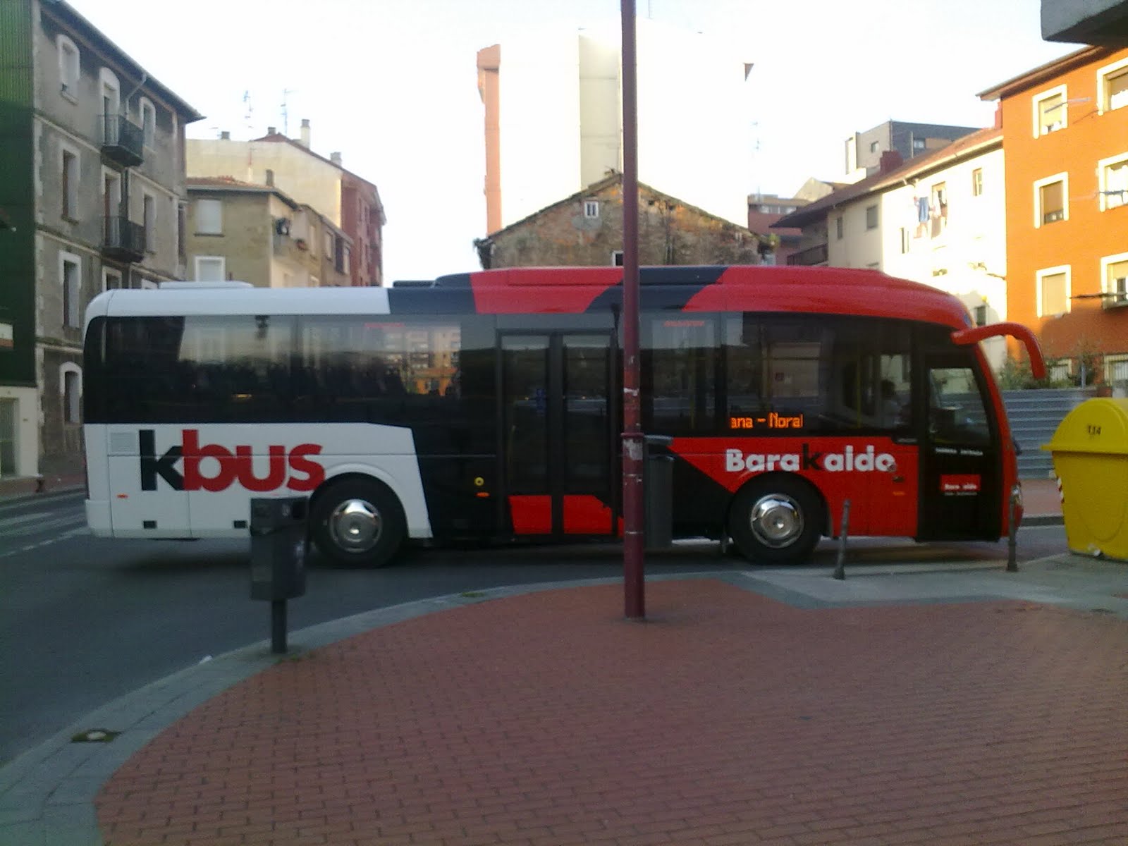 El autobús urbano Kbus entra en funcionamiento