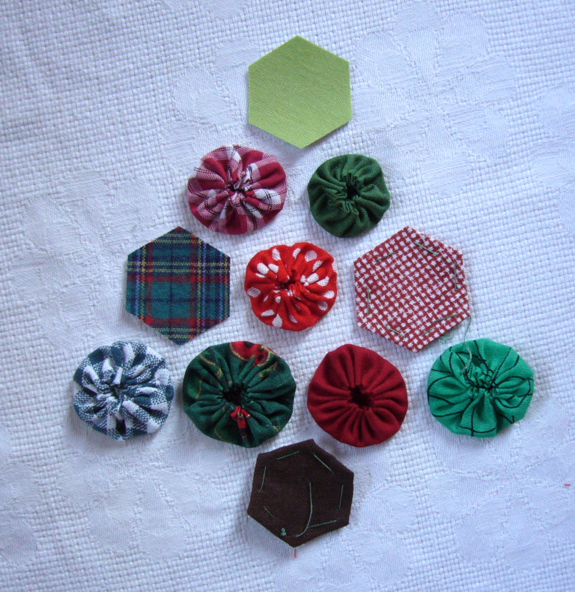 3patchcrafts: Tutorial yo-yo Christmas tree