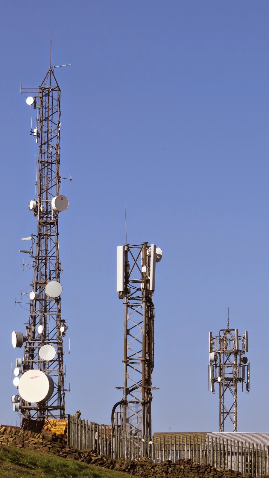 Distant Signal: Holme Moss Transmitter