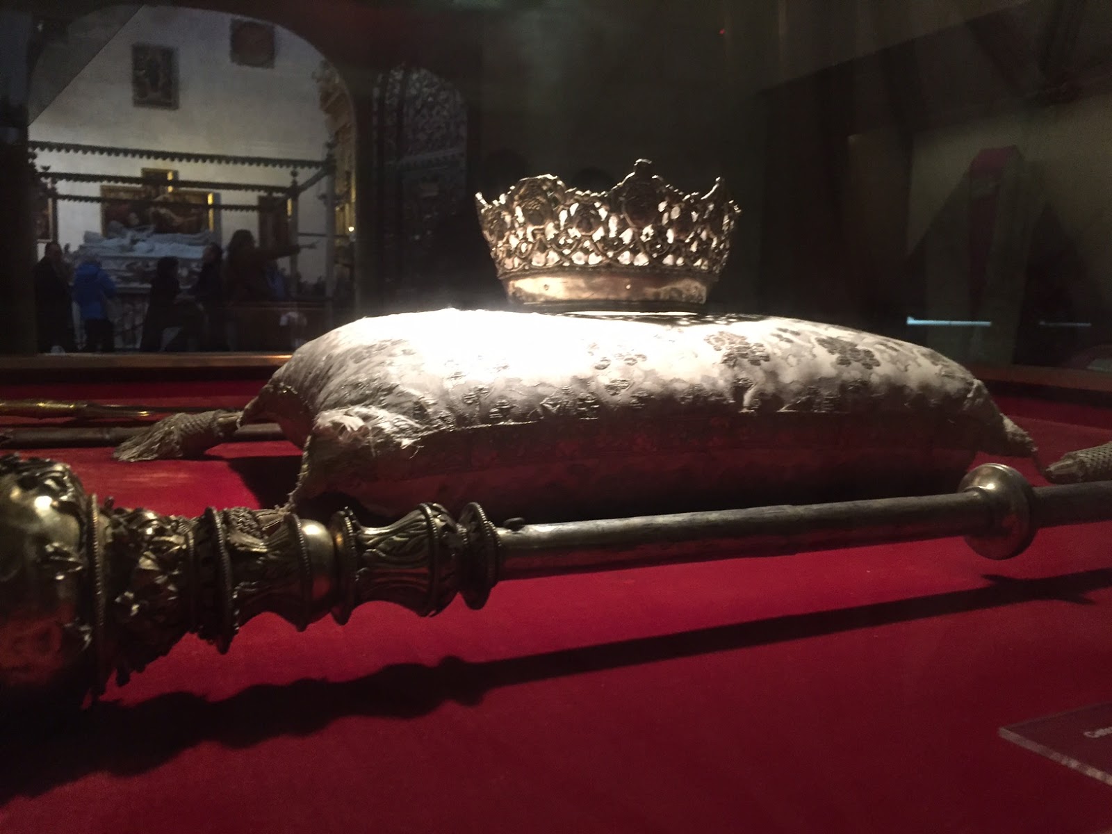 Orbis Catholicus Secundus: Tomb of the Servant of God Queen Isabella ...