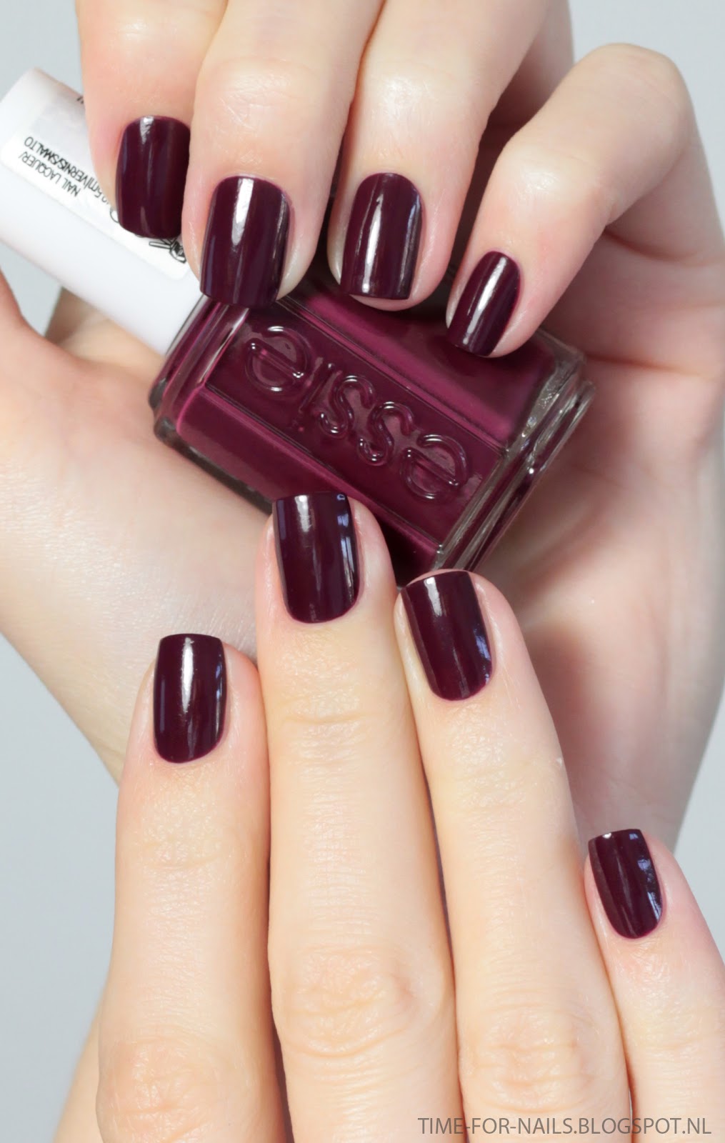 Time for nails: Essie Recessionista