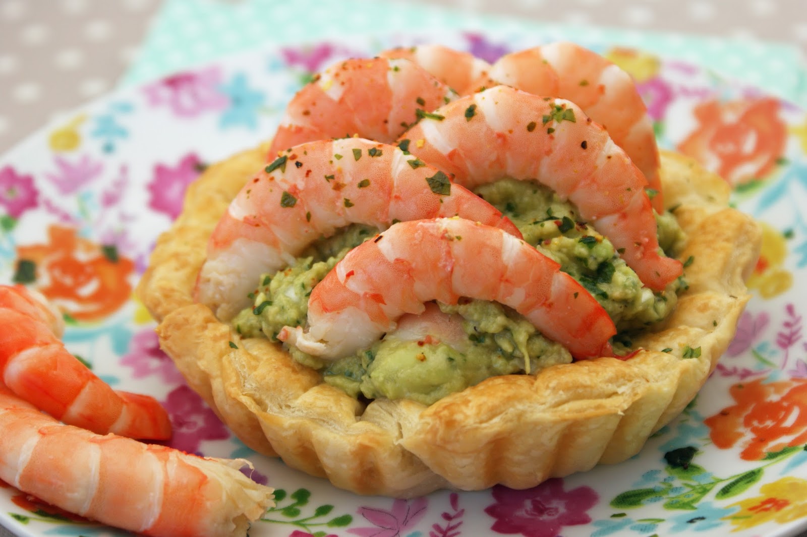 Afternoon Tea: Tartelettes à l’avocat et aux crevettes
