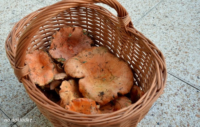 Na Dokładkę ...: RYDZE smażone na maśle