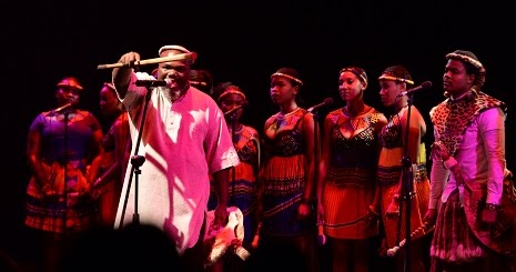 artSMart: HISTORIC AMAHUBO PERFORMANCE