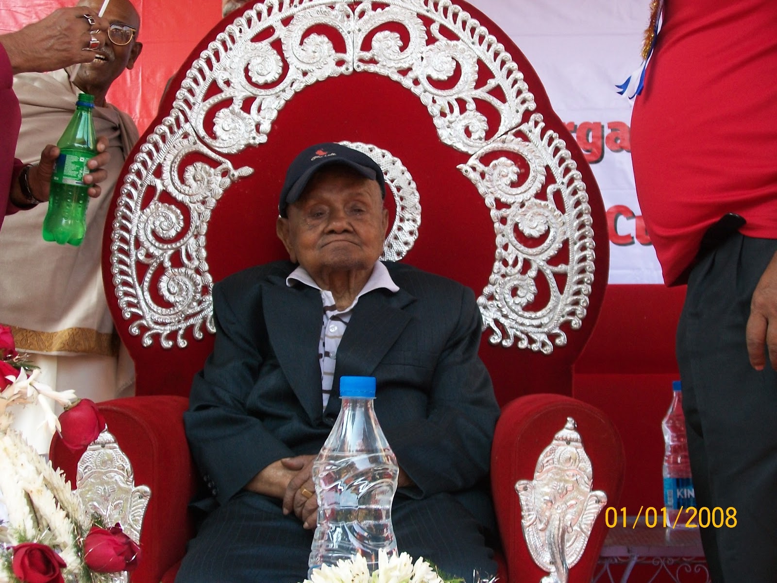 MR. UNIVERSE MANOHAR AICH FELICITED BY MANGALMATH CULTURAL ASSOCIATION ...