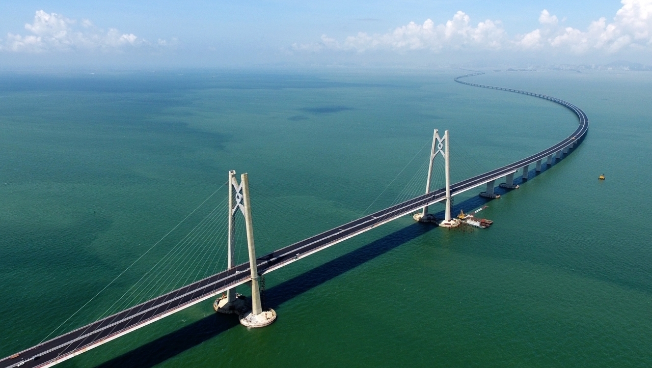 Dr. Tom's Classroom: Now Open - World’s Longest Sea-Crossing Bridge