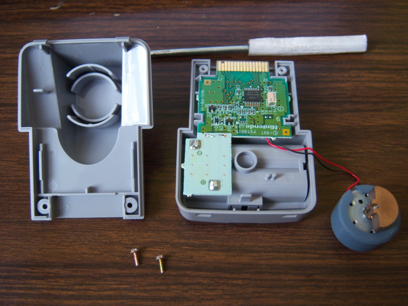 Al interior de Nintendo: Rumble Pak (Nintendo 64)