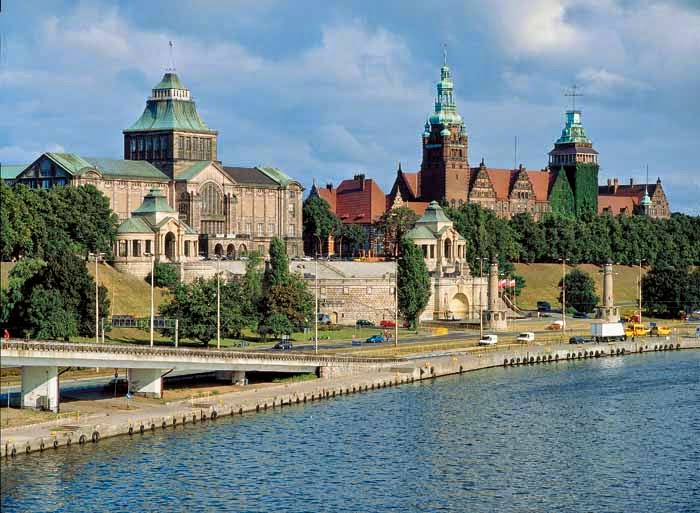 El Alfoz: Stettin años cincuenta. La sonrisa robada, José Antonio Abella