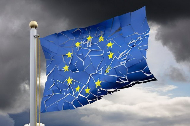 Brexit: Σκοτεινιάζοντας στην Ευρώπη…