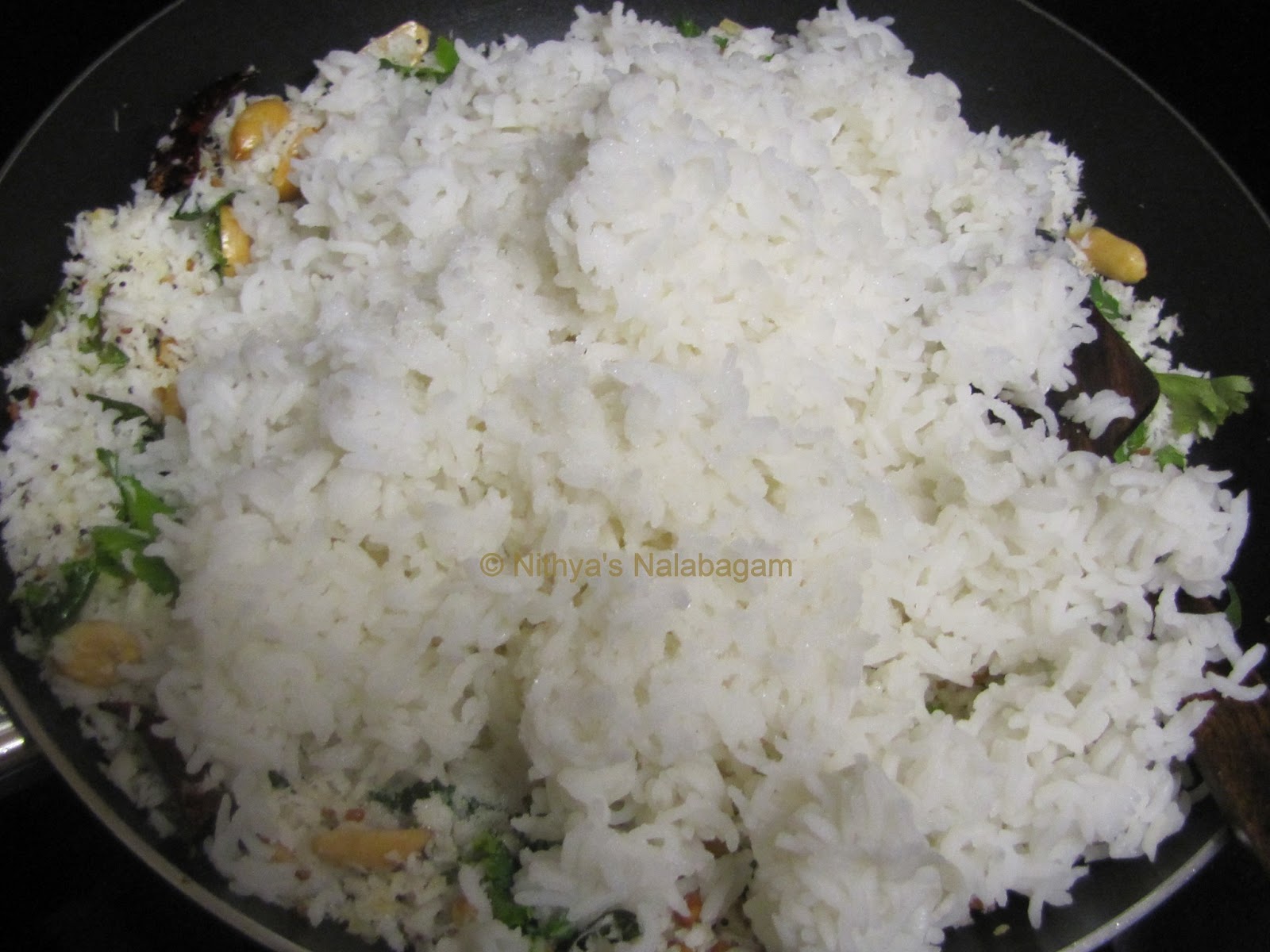Coconut Rice - Thengai Sadam |Nithya's Nalabagam