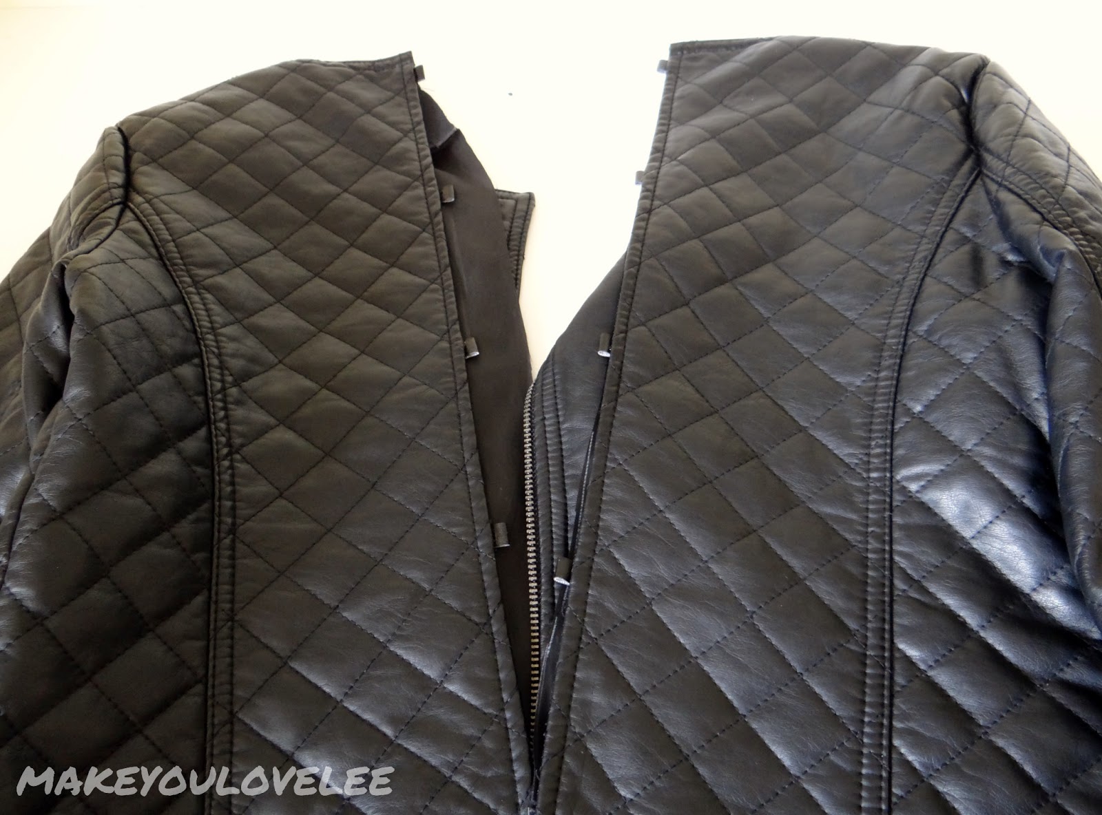 Make You Love Lee: DIY Lace-up Back