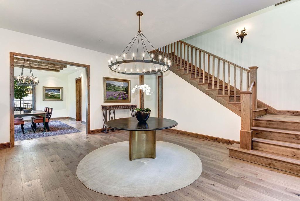 FOYERS & STAIRCASES : THE AMERICAN MAN$ION