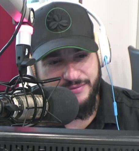 Media Confidential: Detroit Radio: WXYT-FM, Mike Valenti Renew Deal