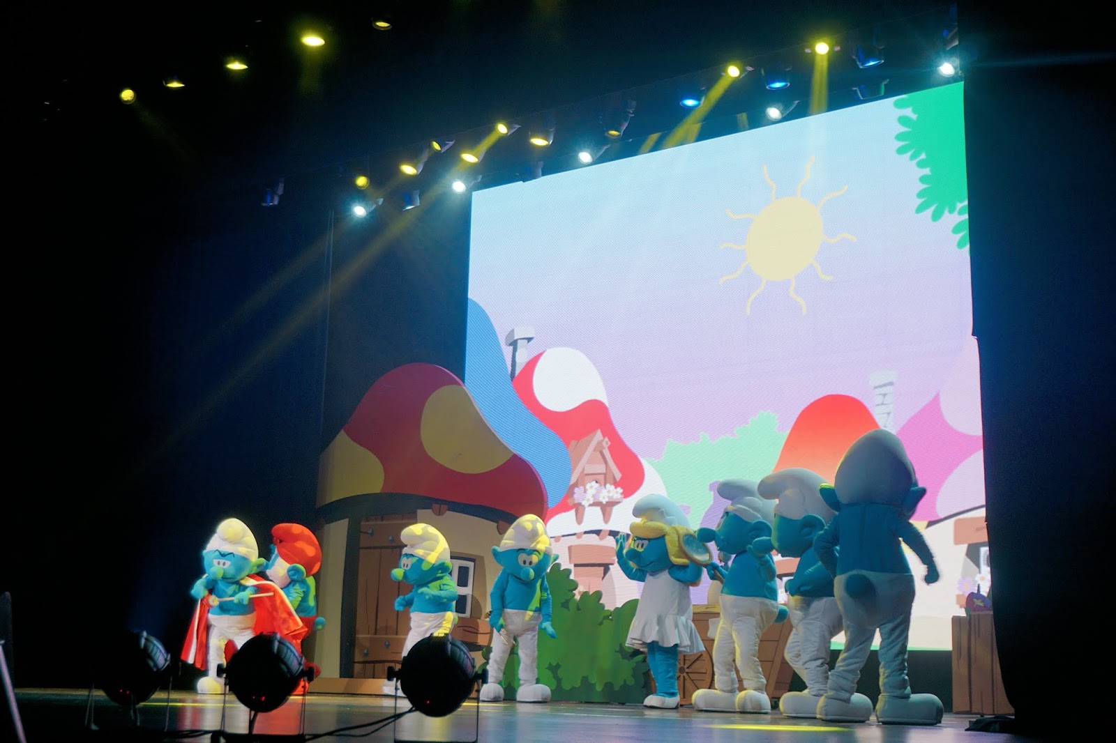 The Smurfs Live Performance at Resorts World Genting | Snowman · Sharing