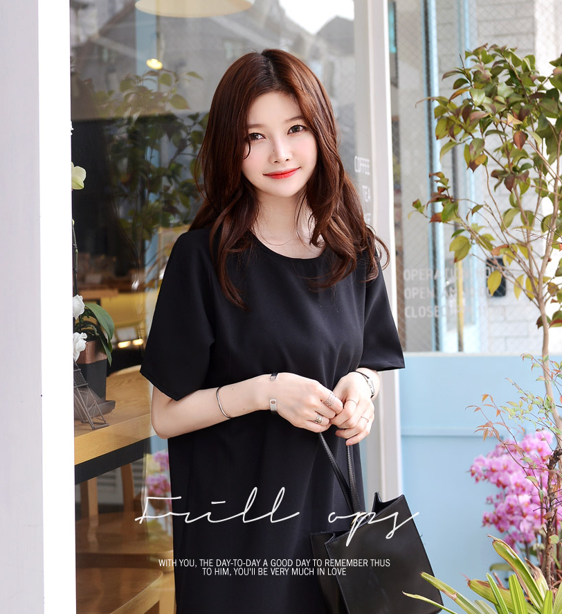 Kim Hee Jeong fashion 05-2017