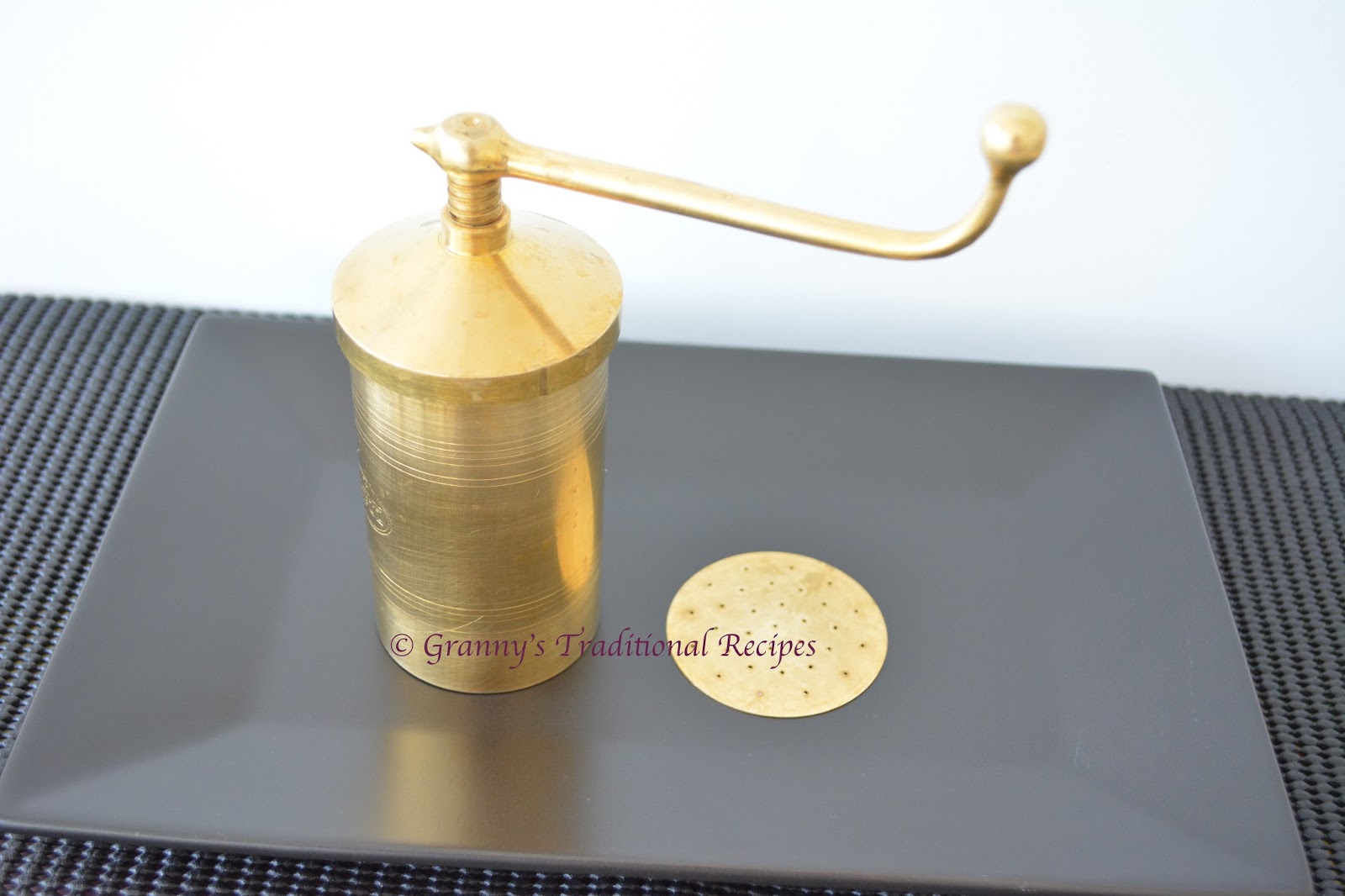 Granny's Traditional Recipes: Idiyappam/String Hoppers