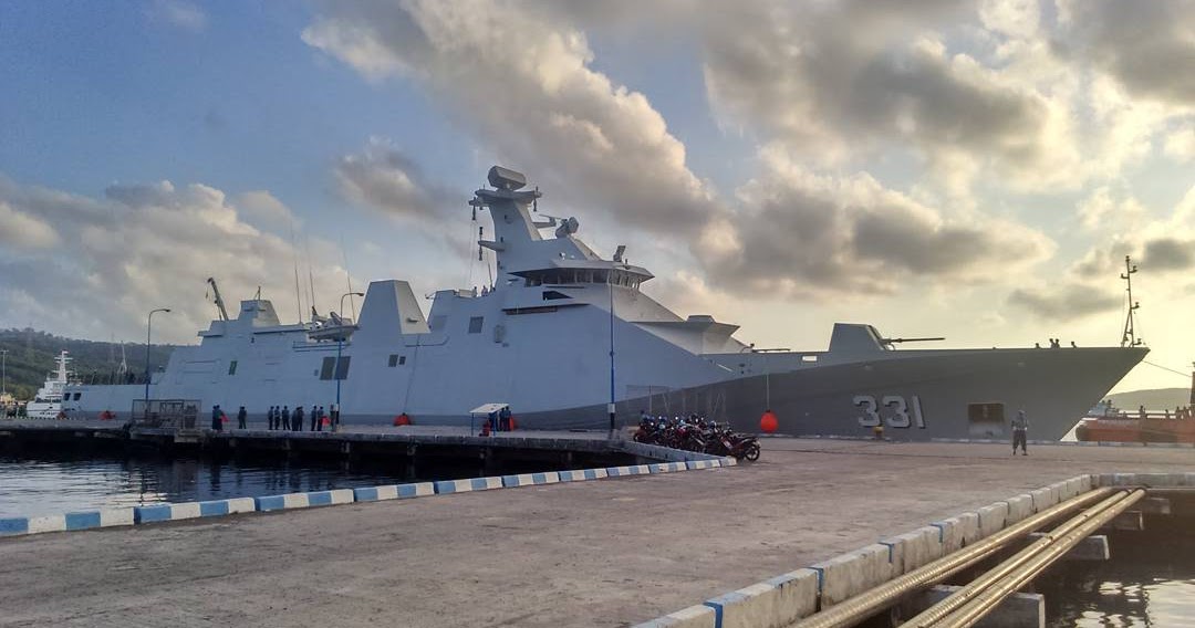 DEFENSE STUDIES: PT PAL-DSNS Serahkan Fregat KRI RE Martadinata-331
