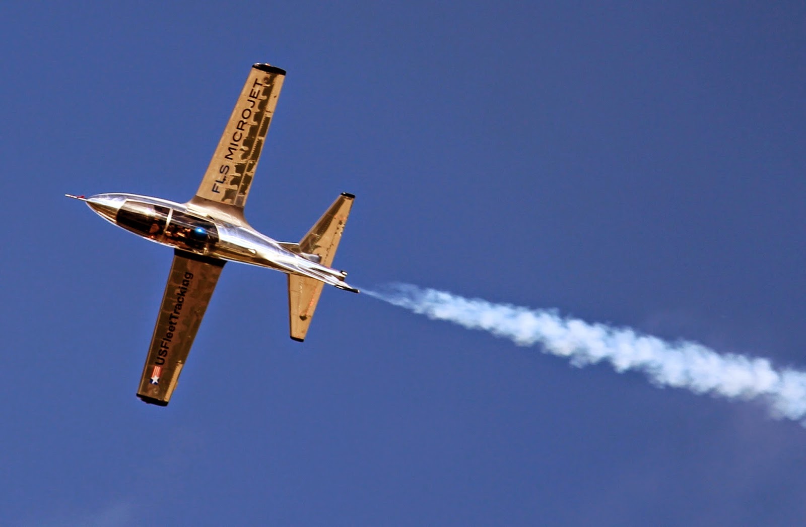 The Aero Experience: EAA AirVenture Oshkosh 2013: FLS Microjet