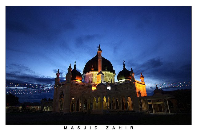 Zahir Mosque in Alor Satar, Malaysia | Life of Muslim