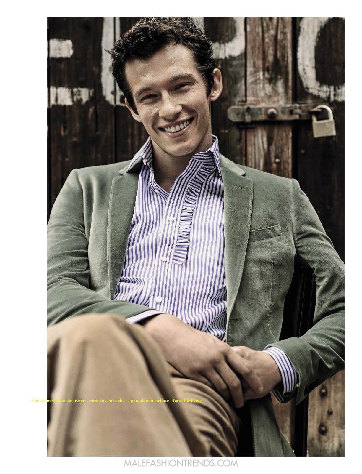 Callum Turner Por John Balsom Para Gq Italia