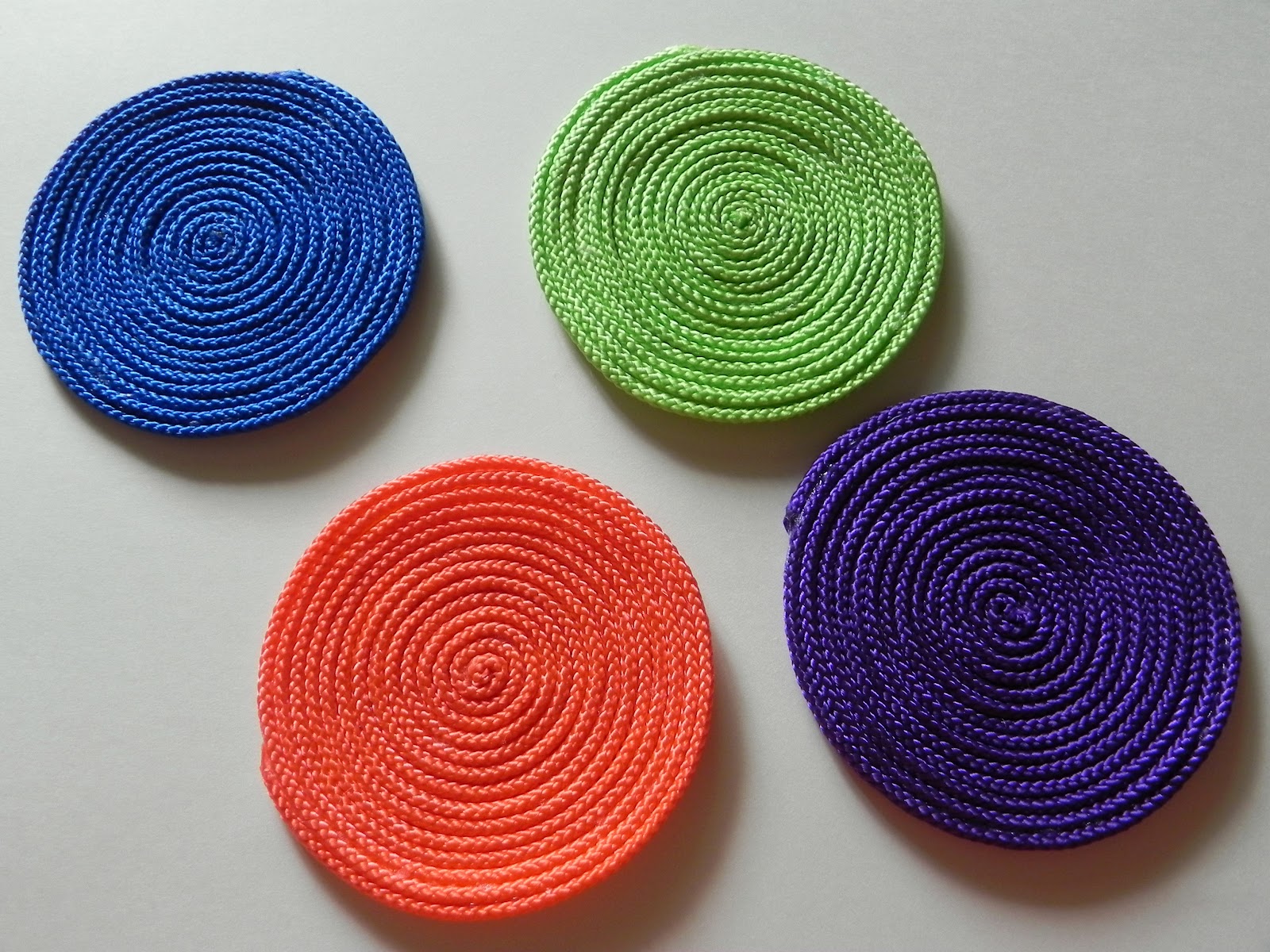 Smart n Snazzy: DIY ~ Nautical Neon Rope Coasters