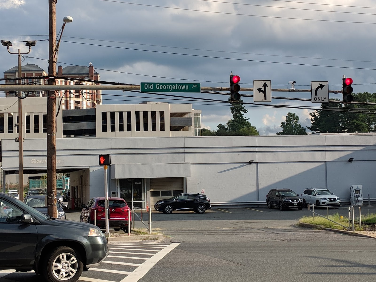 Robert Dyer @ Bethesda Row: Reedman Toll Nissan closes in N. Bethesda ...