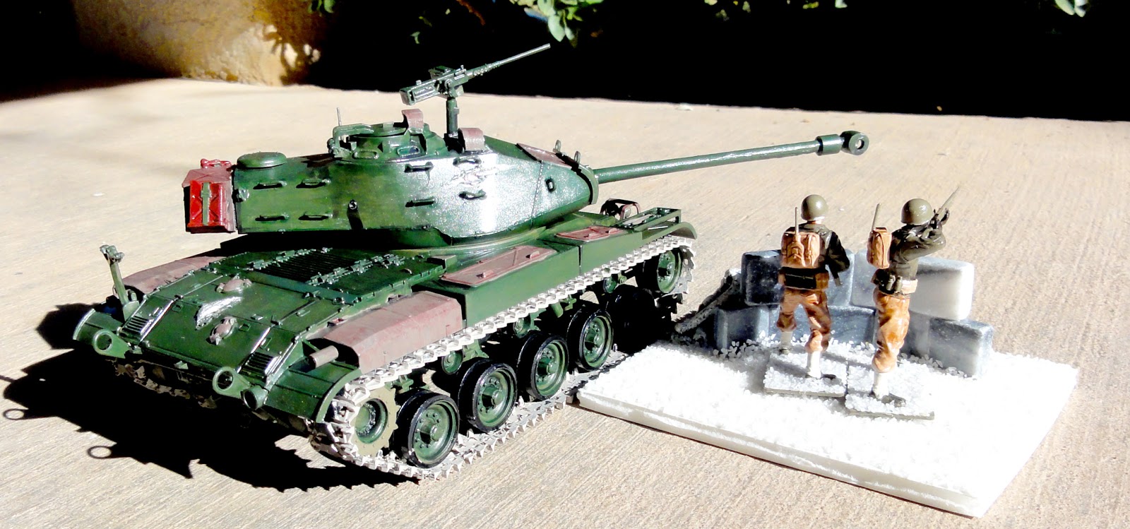 Warlite's Miniatures: M41 Walker Bulldog Tank Model