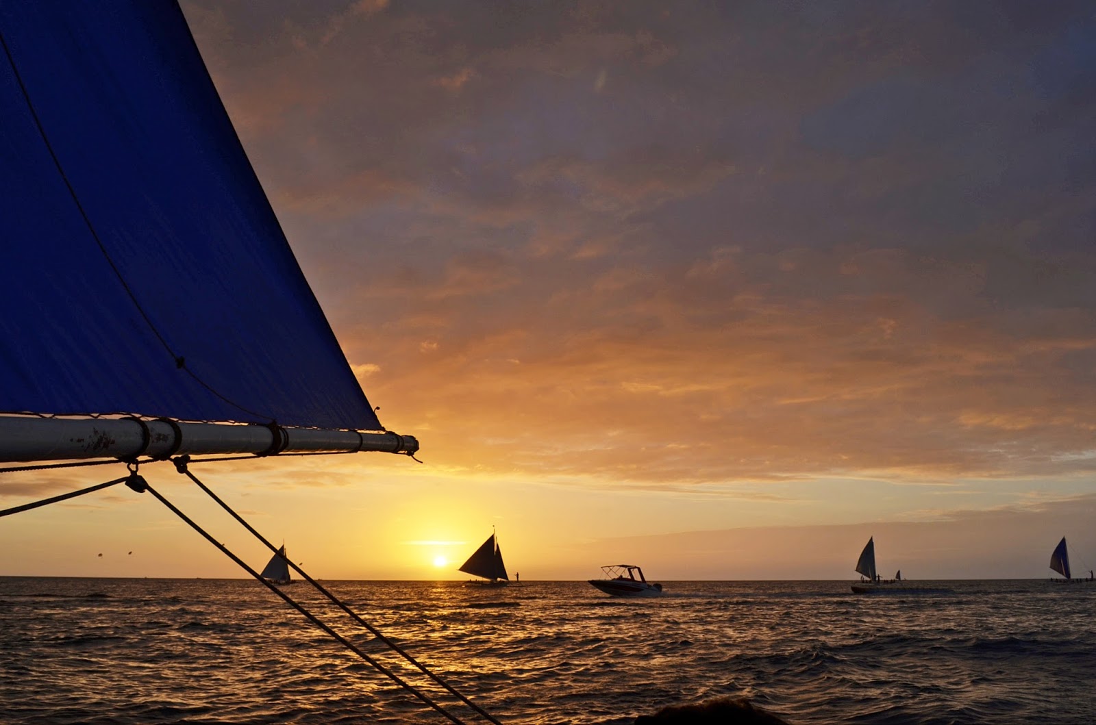 Trip To Boracay, Philippines: Paraw Sailing / Sunset Sailing - Just An ...