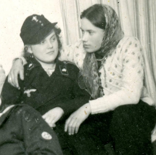 World War II in Pictures: Cross-Dressing in the Wehrmacht