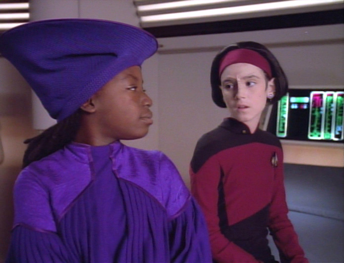 Addicted to Star Trek: Episode Review - Rascals (Next Generation, Season 6)