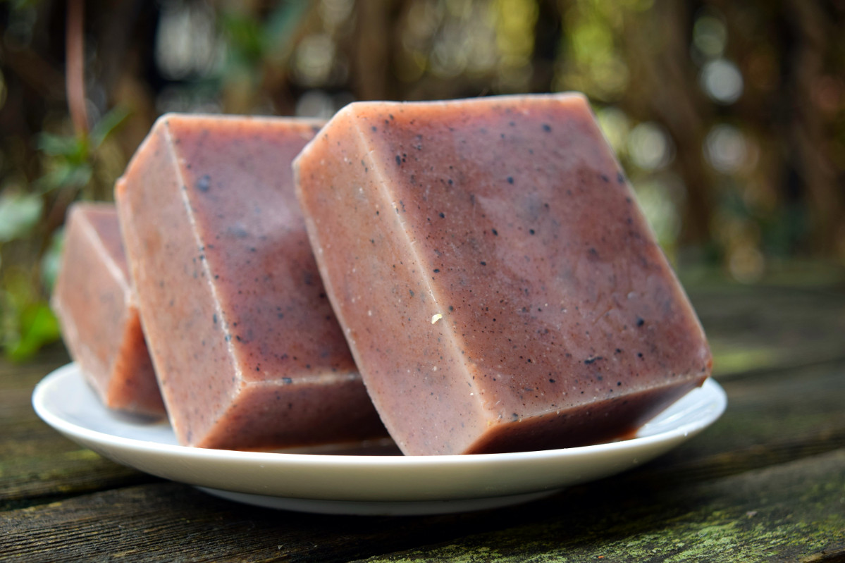 Simply Lora's Beauty: Soap For The Holidays