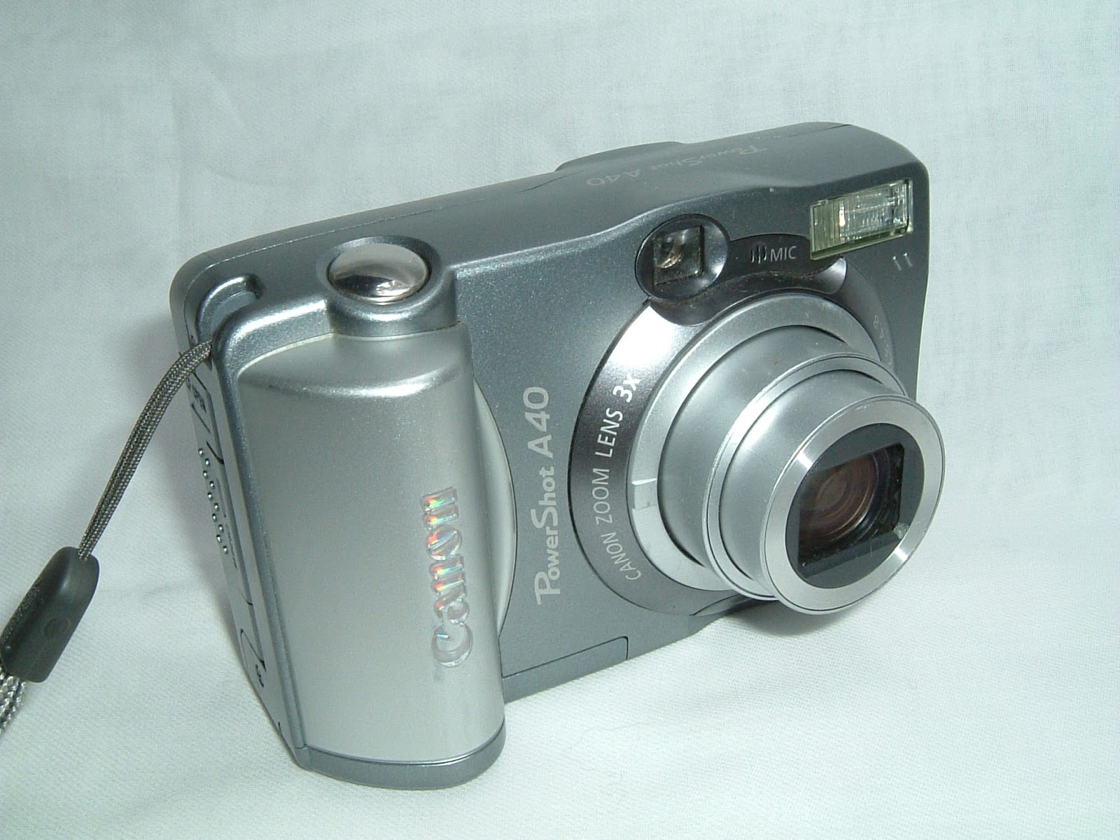 PC生活: デジタルカメラ＞覚書 Canon PowerShot A40（発売：H14.03.15）