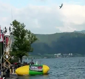 Viral Videos August 2011 - Pix Magazine